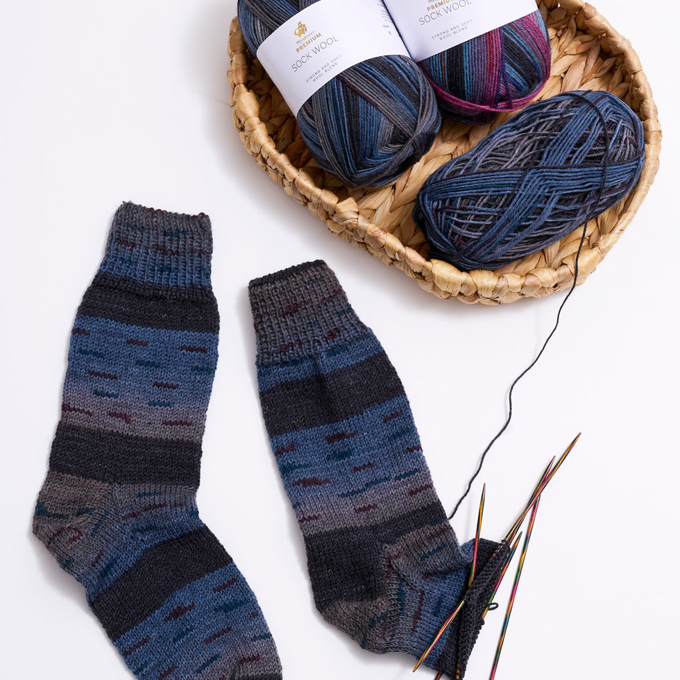 Mayflower - Buy Yarn, knitting patterns and crochet patterns here